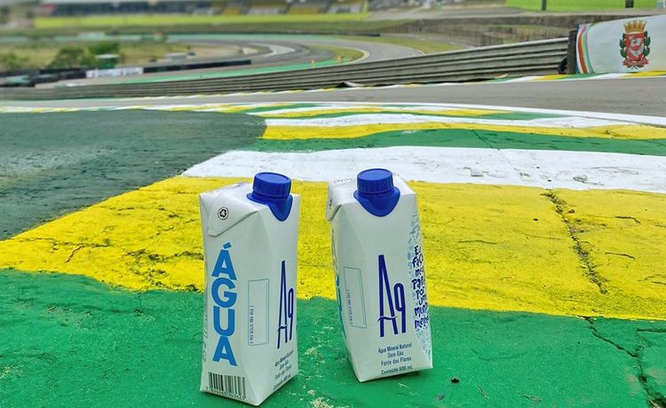 Água A9 da Poty patrocina a etapa do Brasil de Fórmula I | Ellen Lima